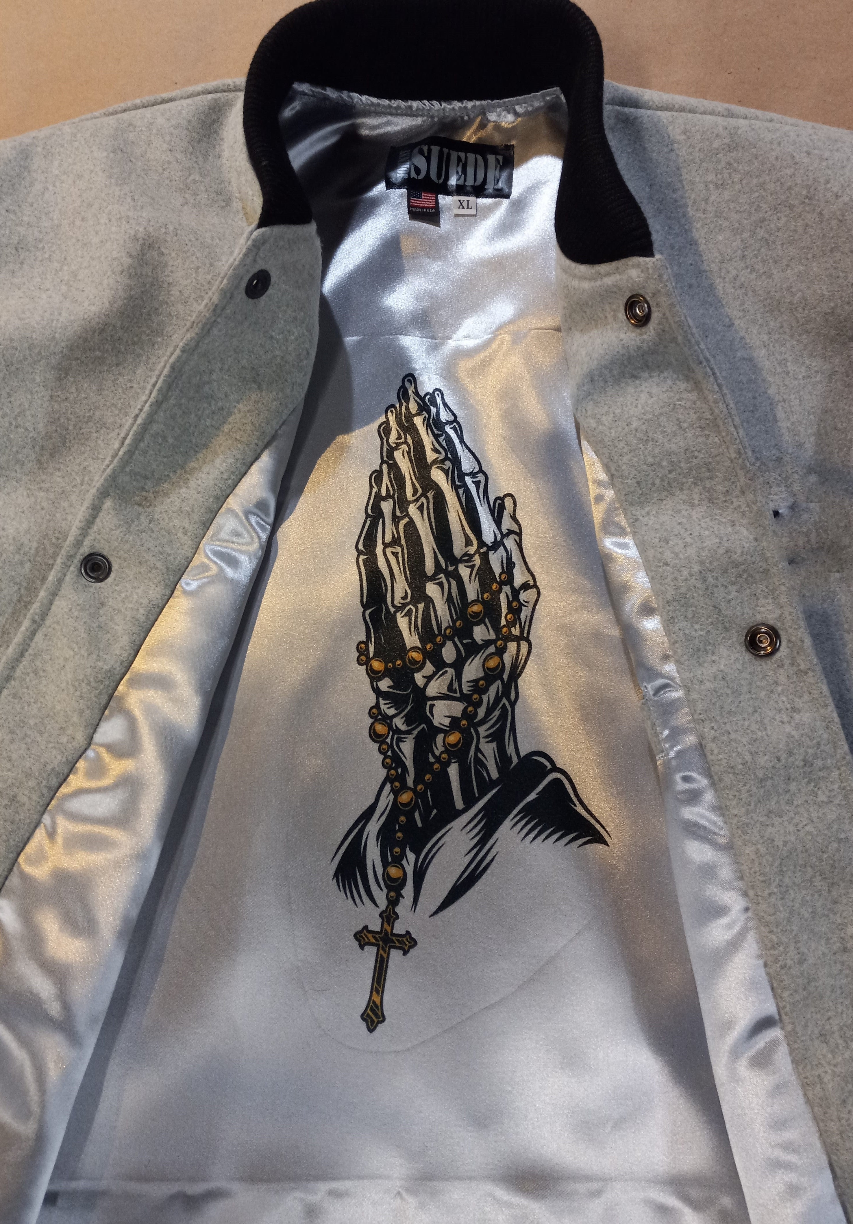 praying hands clicker – johnny suede customs